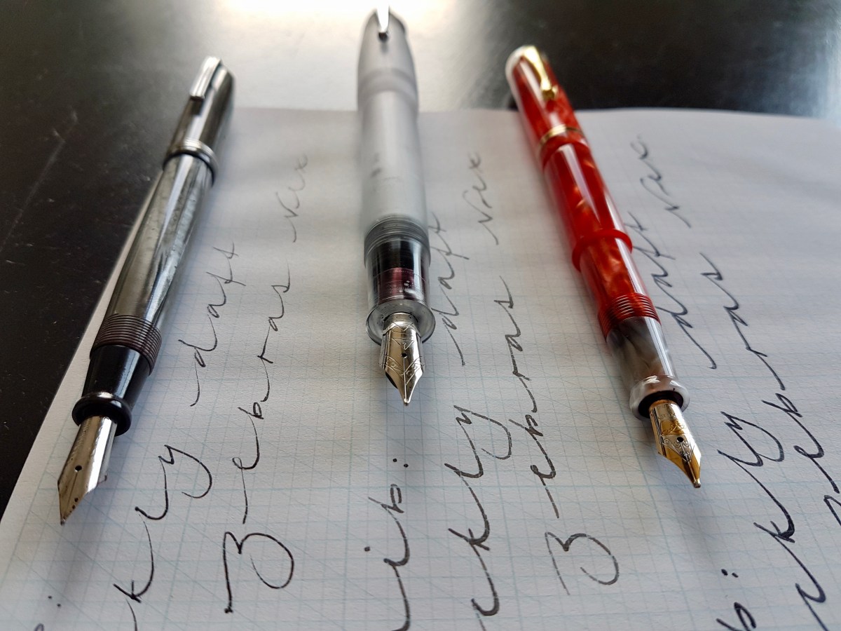 A swoopy cursive – Janinescribbles